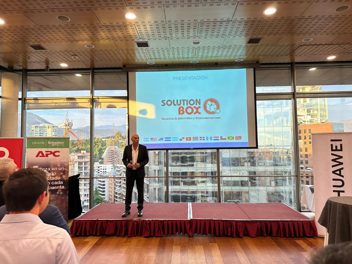 Solution Box inauguró sucursal en Chile - ITSitio